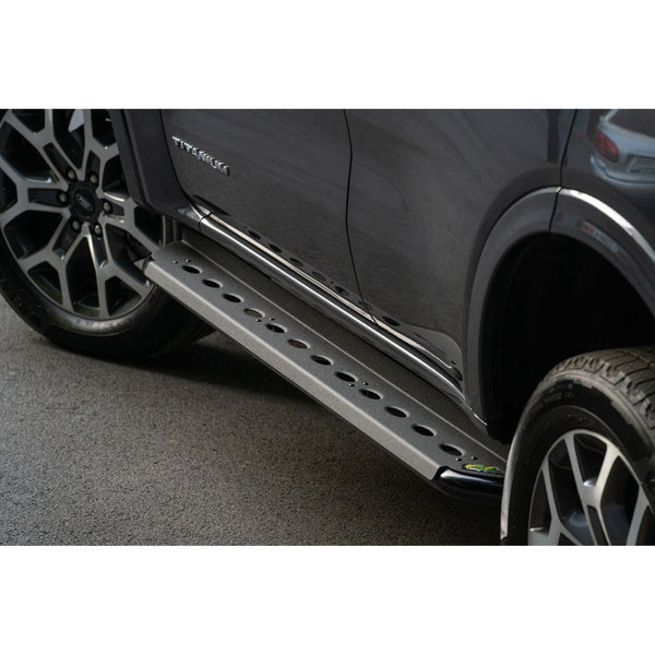 Ironman Steel Side Steps & Optional Rails for Pajero Sport QF 2019 ...