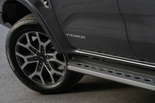Ironman Steel Side Steps & Optional Rails for Pajero Sport QF 2019 ...